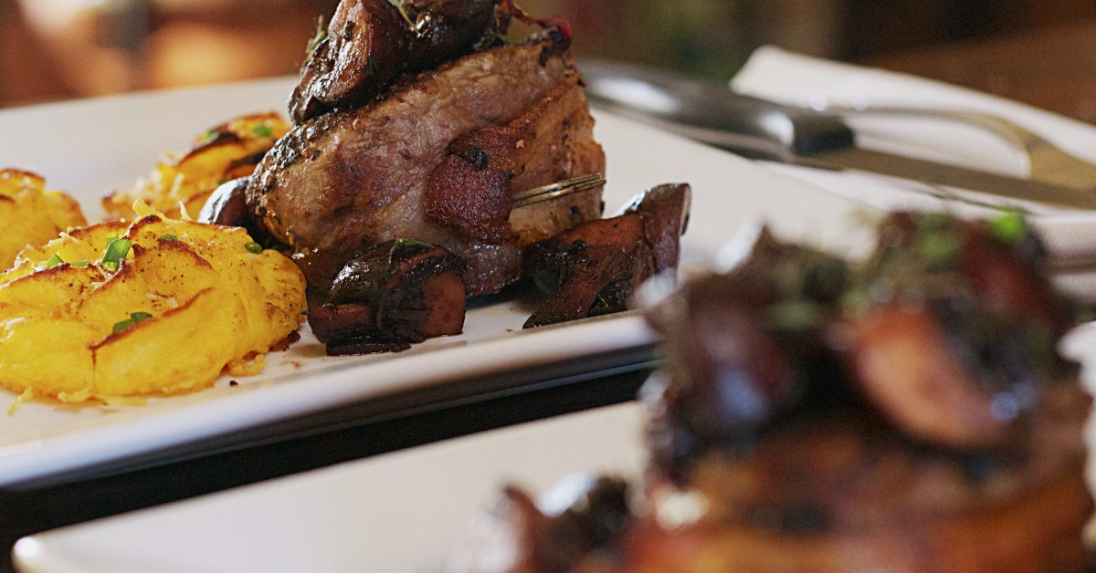 Merlot Mushroom Filet - What the Forks for Dinner?