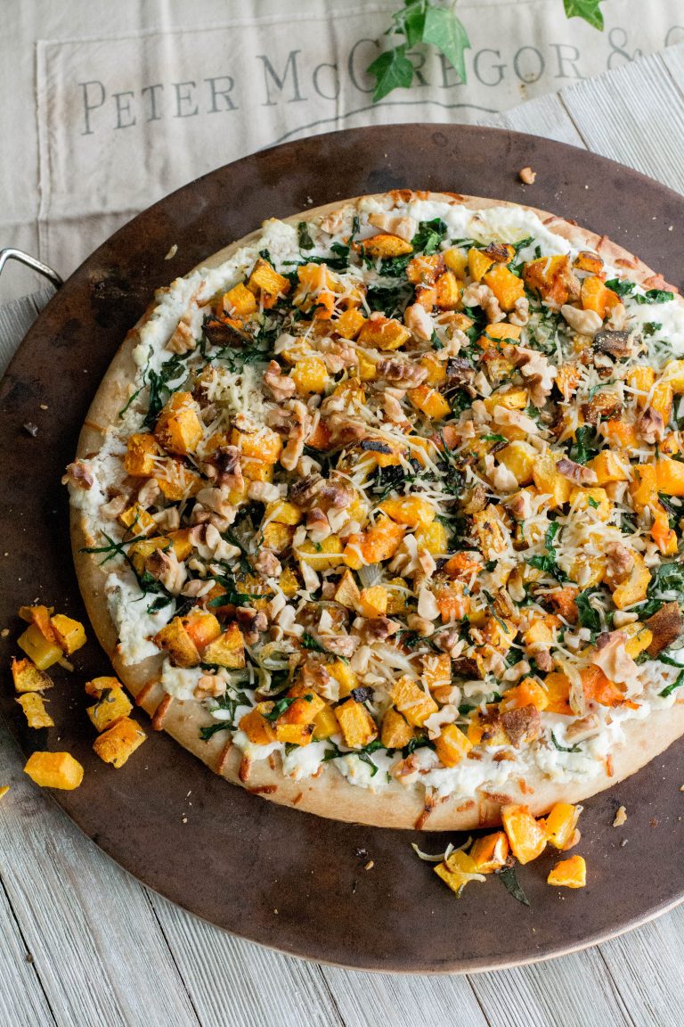Roasted Butternut Squash Pizza with Balsamic Glaze - What the Forks for ...